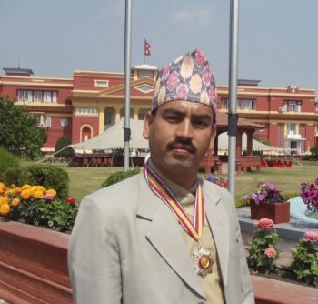 डा. अवस्थी तपाई बेवकुफ हो ! | SouryaOnline