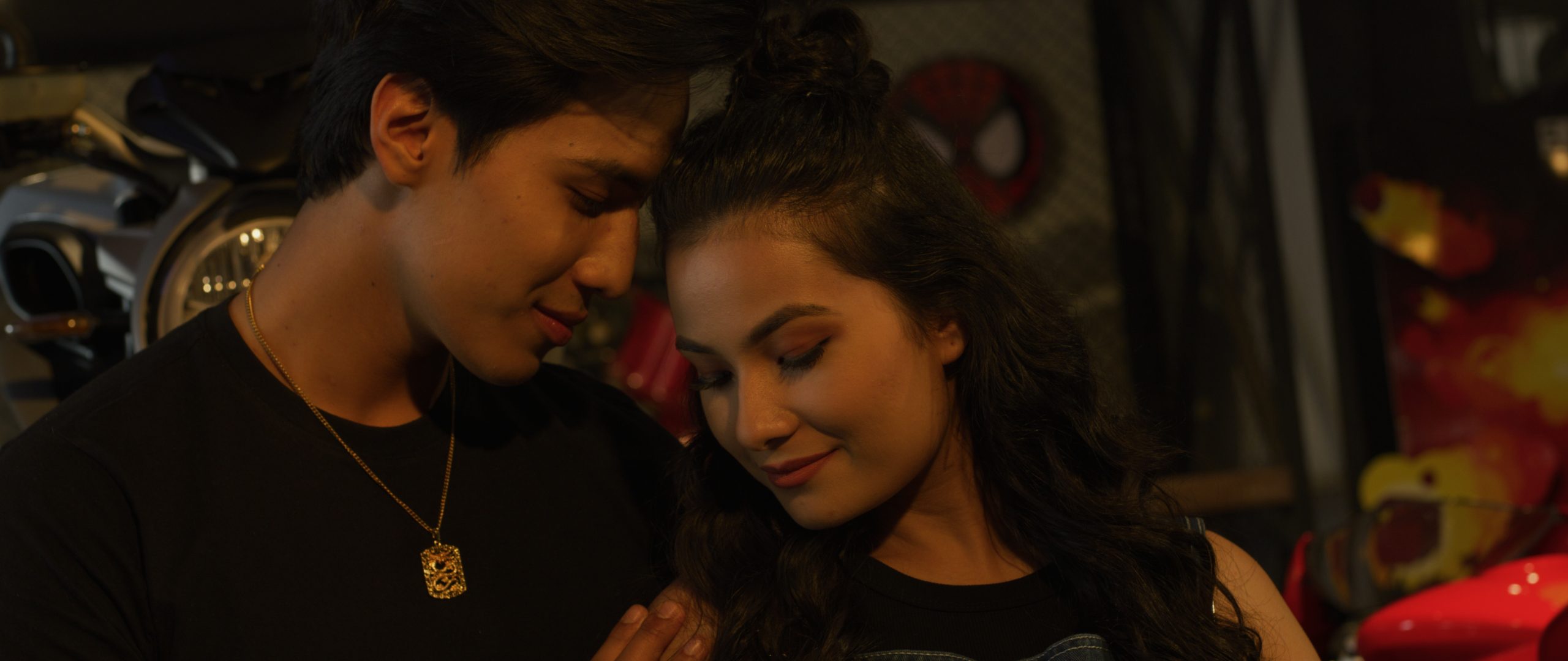 स्मिताको ‘आँखामा गाजल’ | SouryaOnline